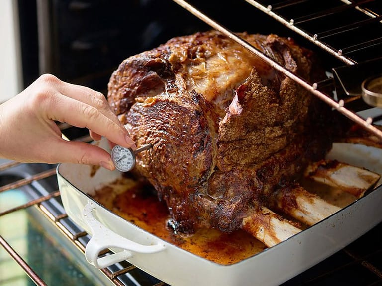 How Do You Keep Prime Rib Warm Before Serving